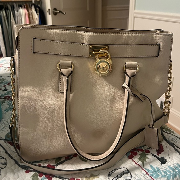 Michael Kors | Bags | The Michael Michael Kors Hamilton Cream Color ...